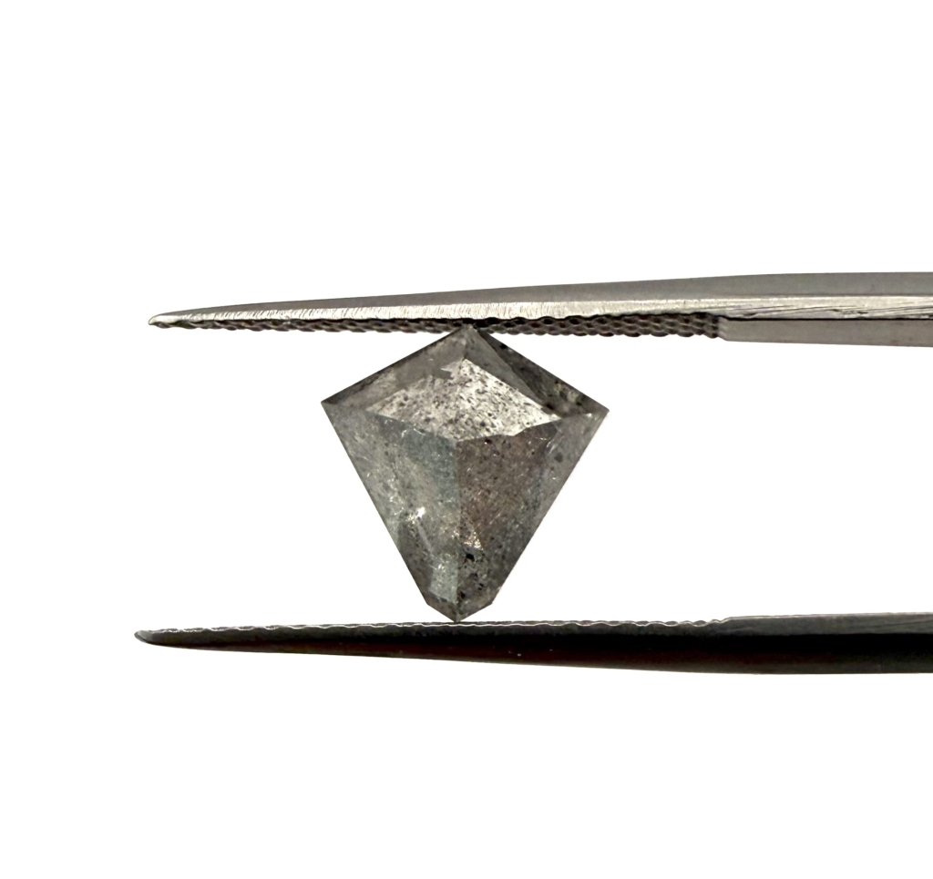 Rose Cut Unique Salt and Pepper Kite 2.21ct – Rough Diamond World
